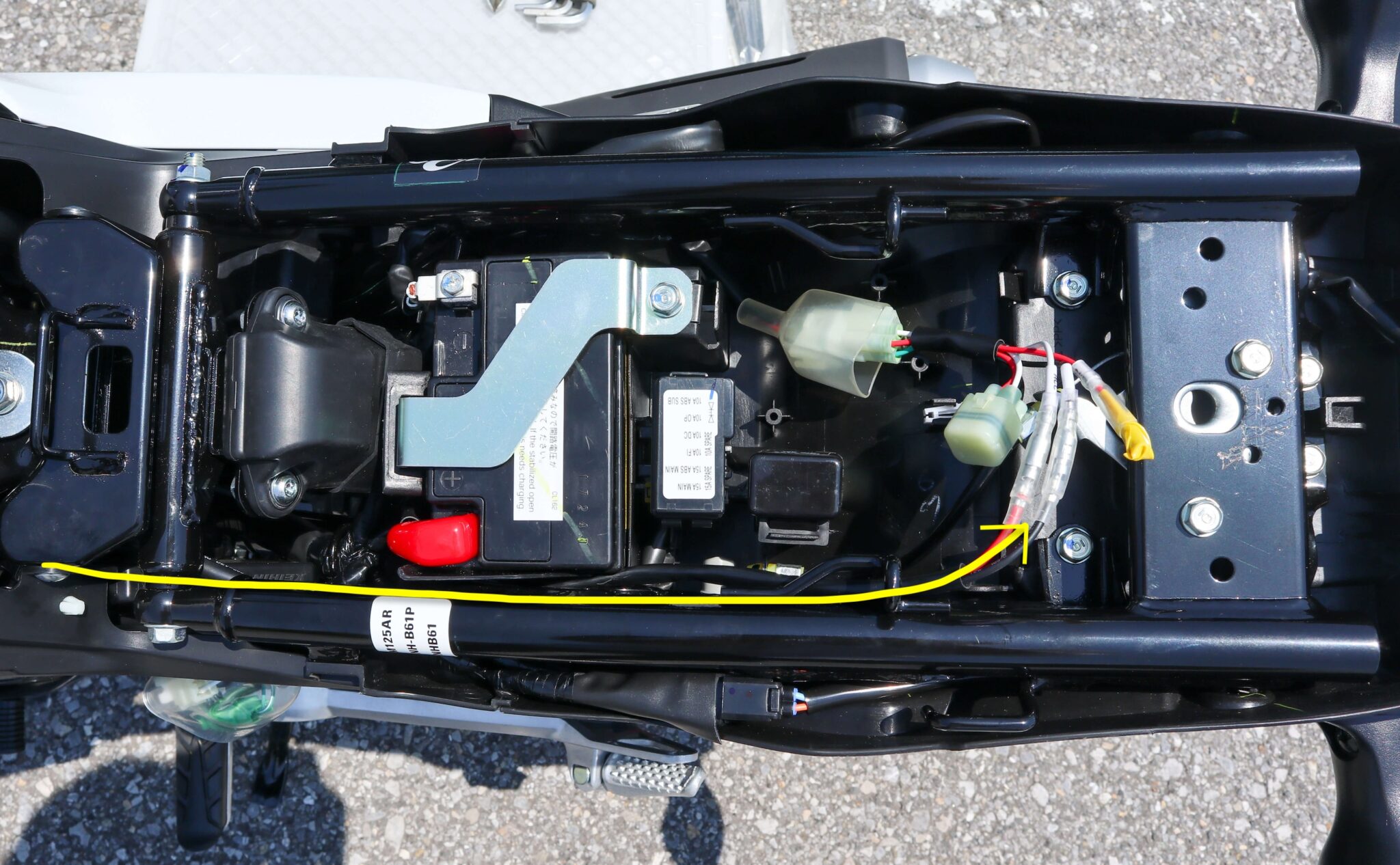 グロム(JC92)にUSB電源/スマホホルダーを取付ける【レビュー】 | モリバイク